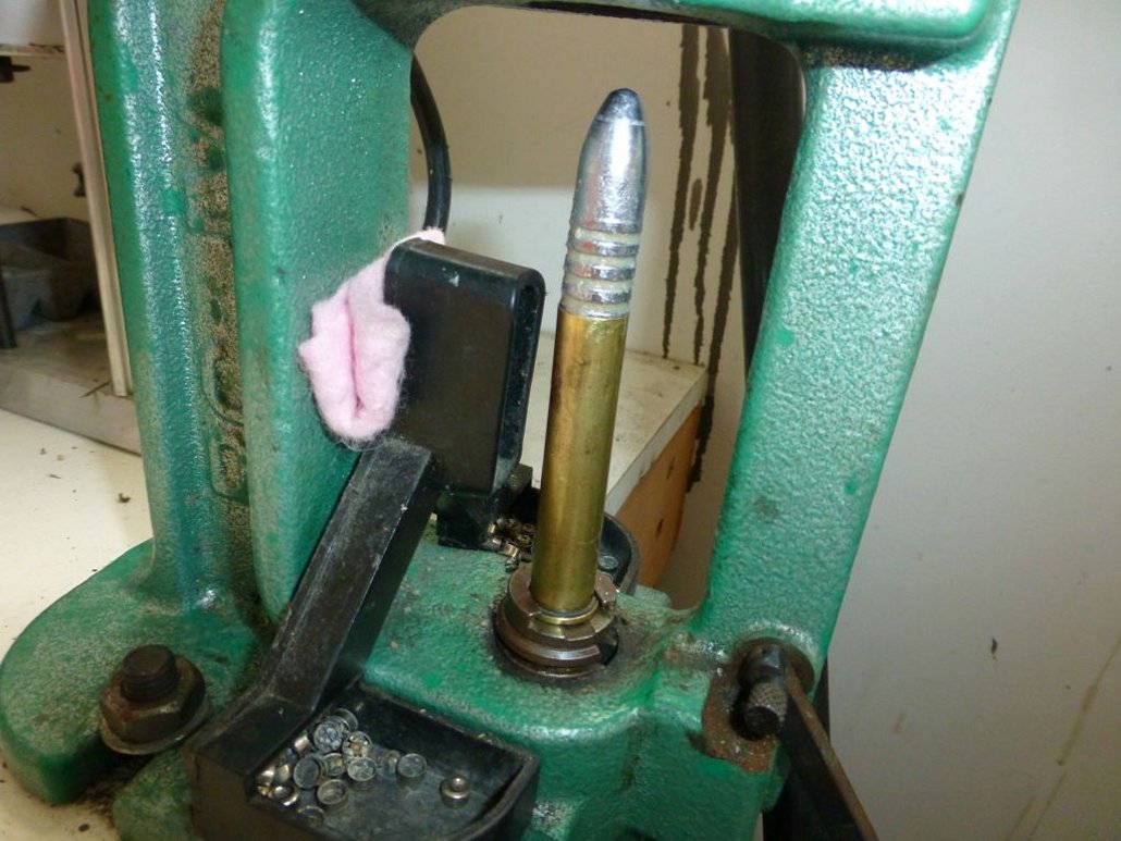 The Sharps Model 1874 and Reloading the 45-90 Black Powder Cartridge ...